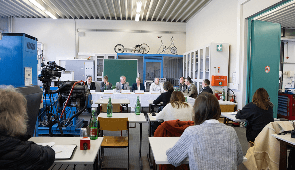 Fachschule mit Jobgarantie an der HTL Kapfenberg | Pankl